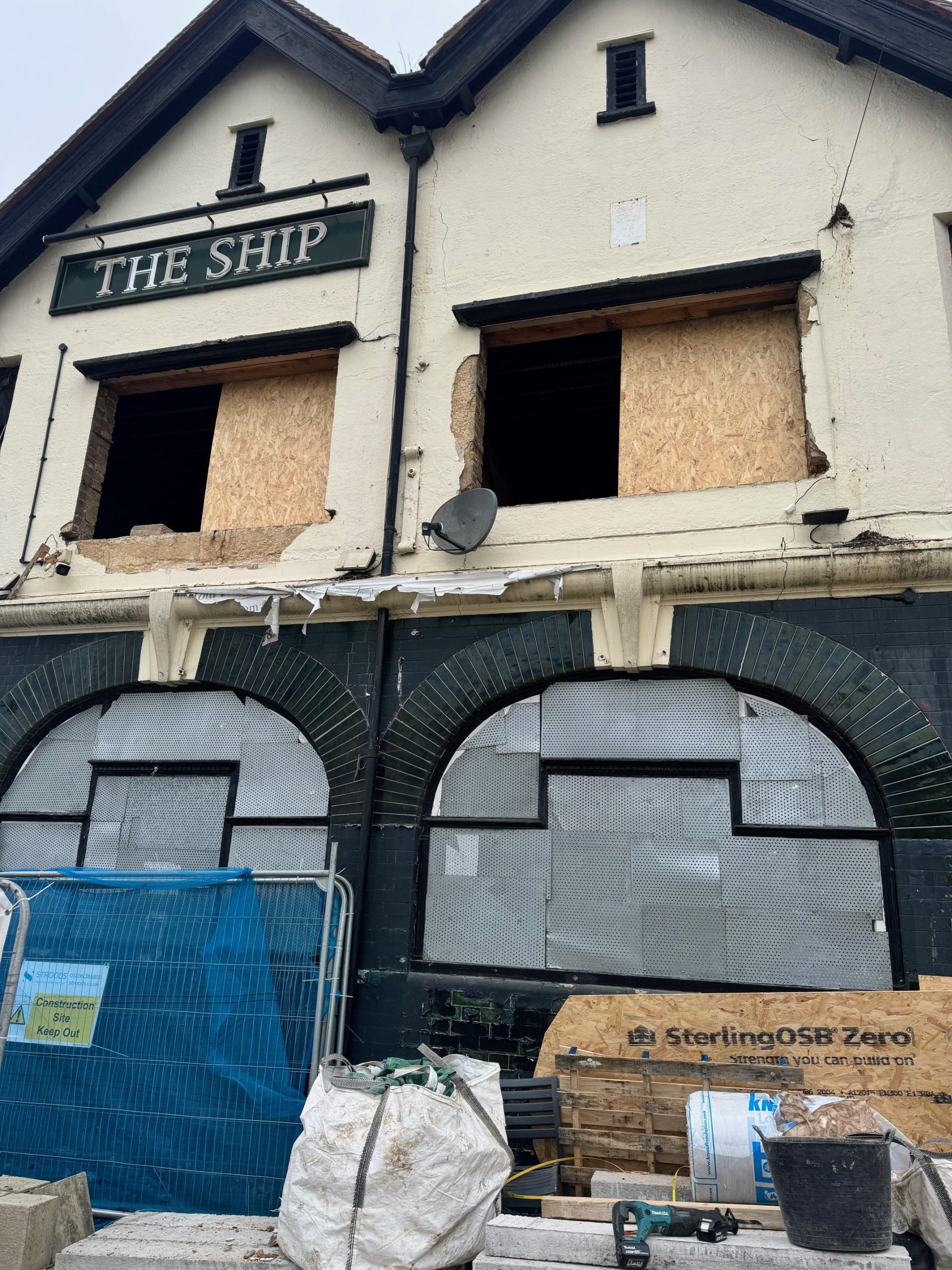 The Ship - Leigh On Sea - Columbus Commercial